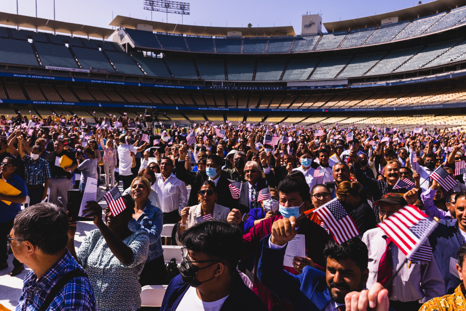 Dodgers Co-Owner Hosts U.S. Immigration Ceremony